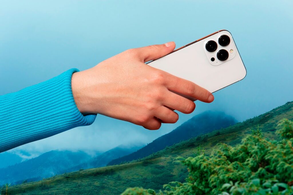 Why iPhone Shoots Better: The Advantages of Apple “Camera Phones” - iSpace